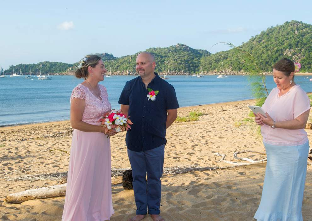 Eronda Ceremonies - Marriage Celebrant Magnetic Island | Real Weddings
