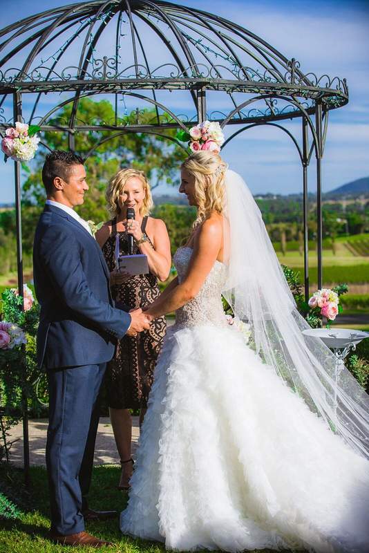 Fiona Rogers Celebrant - Marriage Celebrant Berkeley Vale | Real Weddings