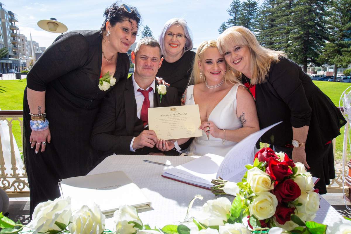 Lee-Anne Bennett Celebrant - Real Weddings
