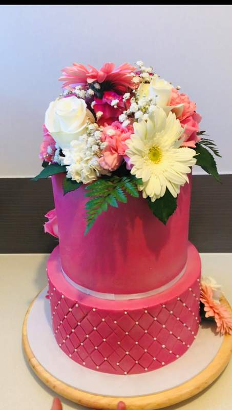 Tannika's Creative Cakes - Wedding Cakes banksia grove | Real Weddings