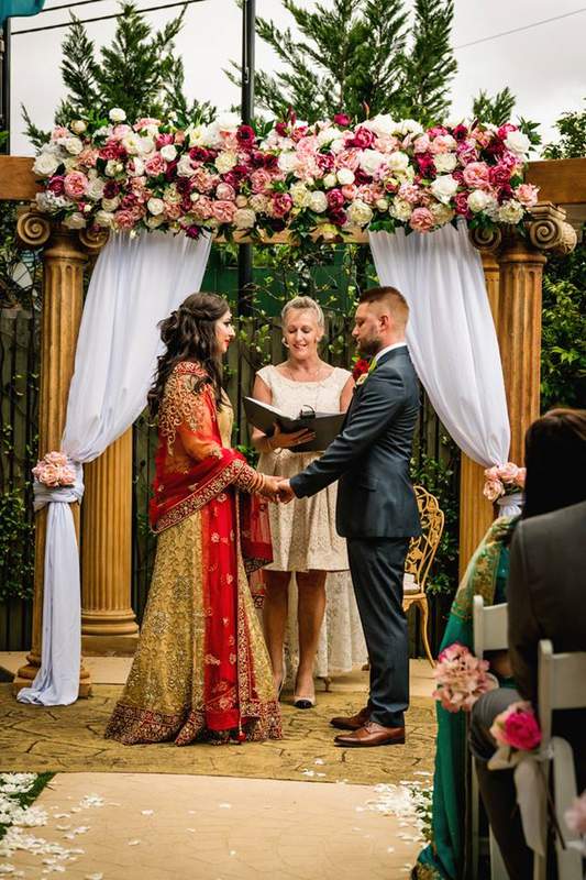 Vicki Lever Celebrant - Marriage Celebrant Cronulla | Real Weddings